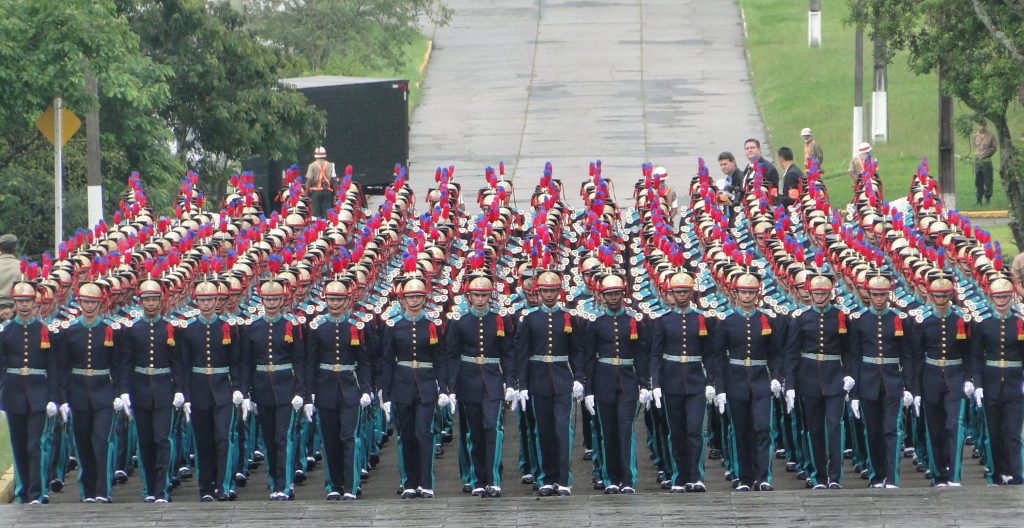 Concurso EsPCEx 2018: SAIU o edital para nível médio! 445 vagas e até R ...