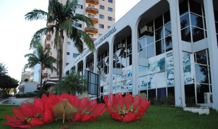 Prefeitura de Pinhalzinho - SC abre concurso público com 100 vagas!