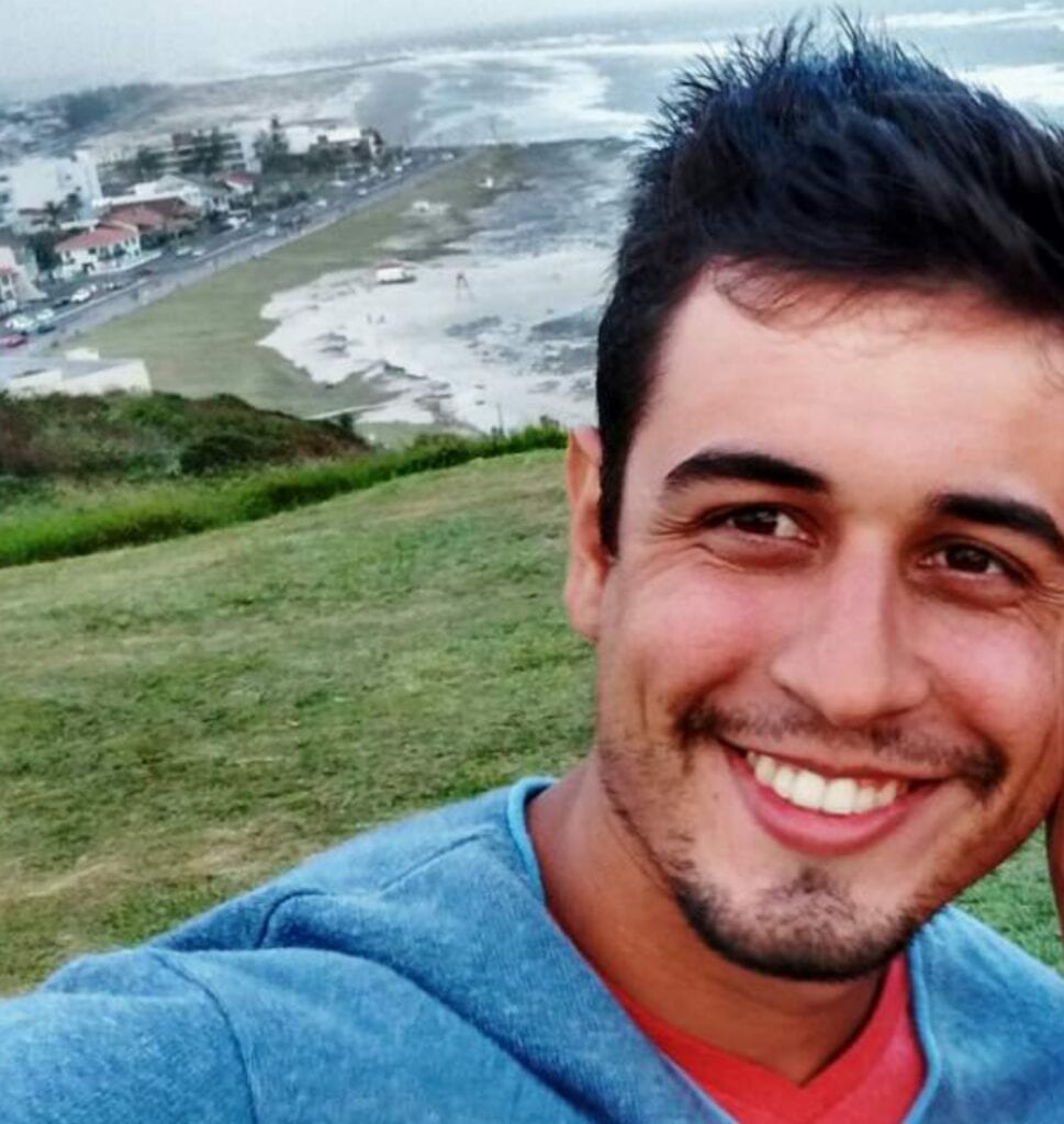 Felipe Porto queria seguir os passos do pai e conquistou a aprovação no ...